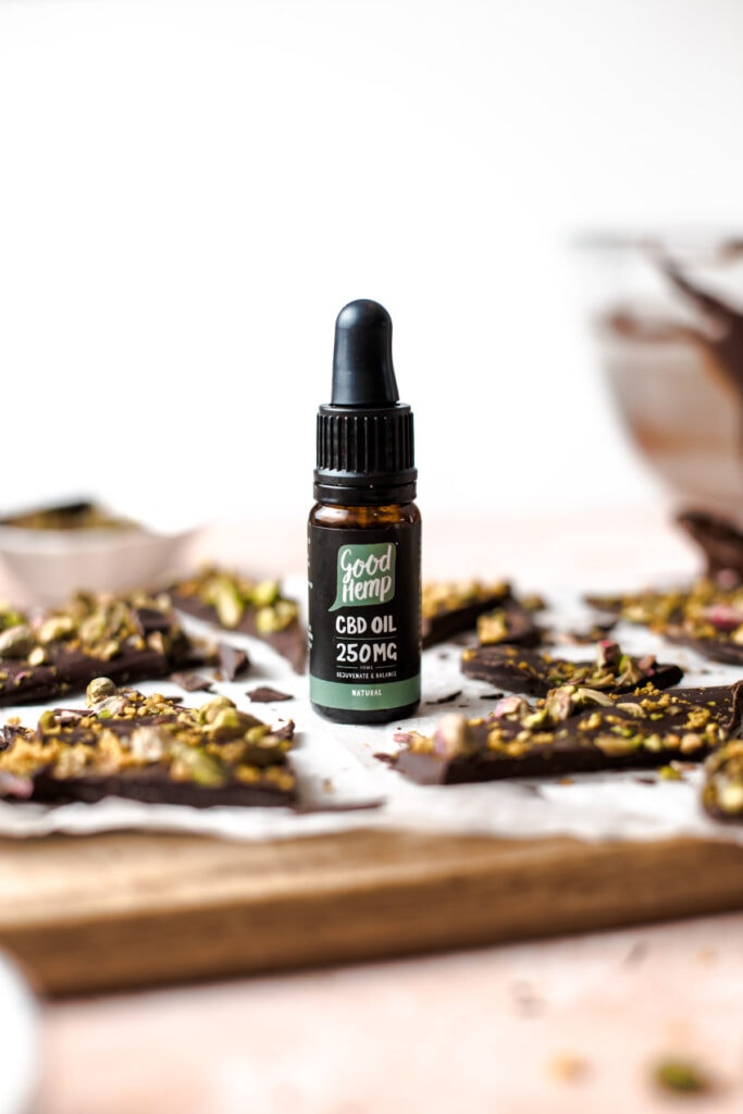 CBD Chocolate Bark - My Vegan Minimalist