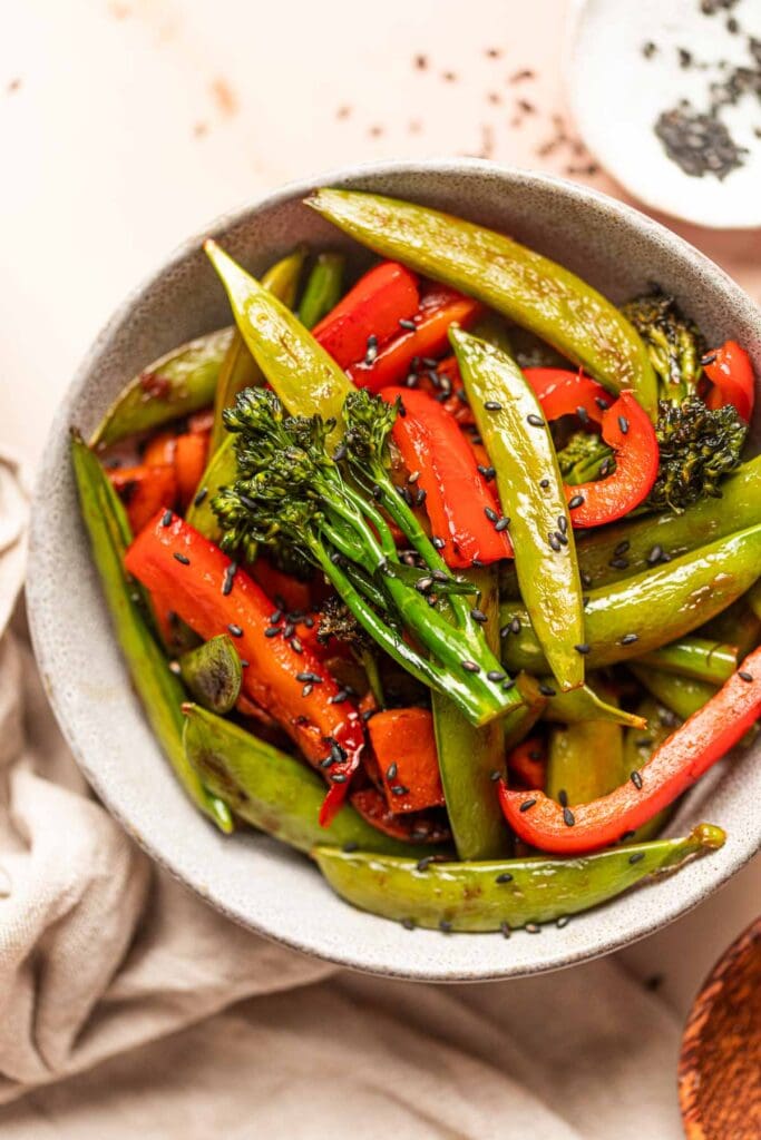 Pad Pak Thai (Stir-Fried Veggies) - My Vegan Minimalist