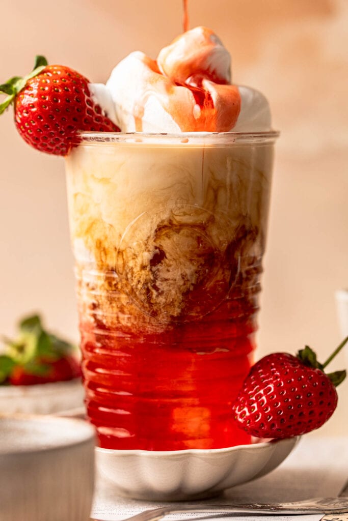 Easy & Pink Iced Strawberry Latte - My Vegan Minimalist