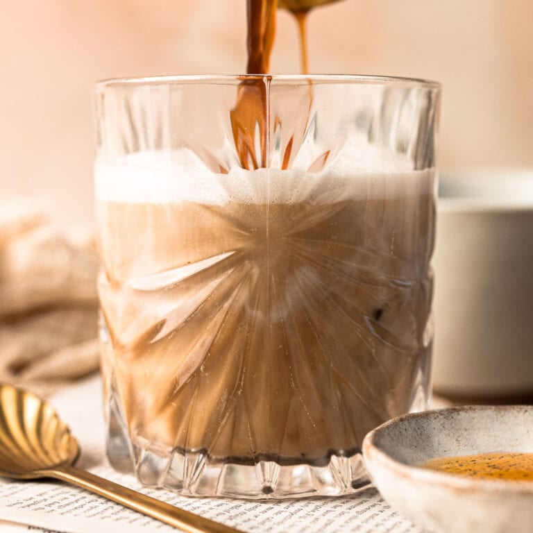 Taro Bubble Milk Tea - Boba - My Vegan Minimalist