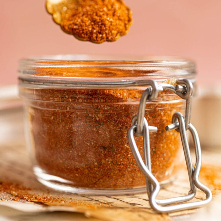 Homemade Red Robin Seasoning - The Best Copycat Recipe - My Vegan ...