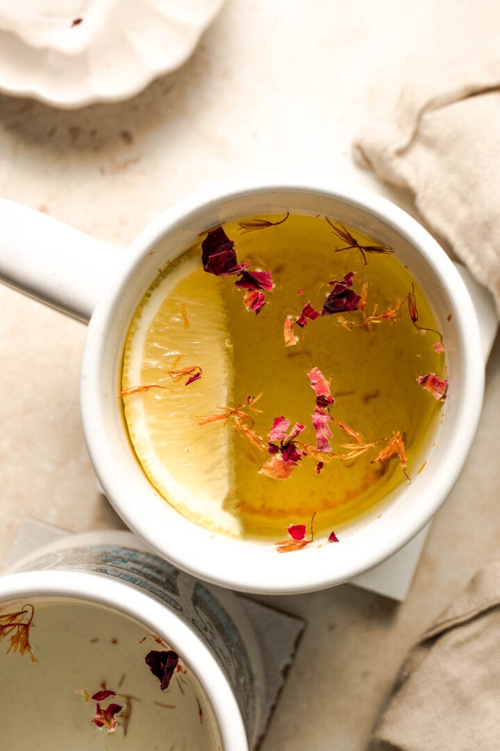 How To Make Saffron Water: Recipe, Benefits & Use - My Vegan Minimalist