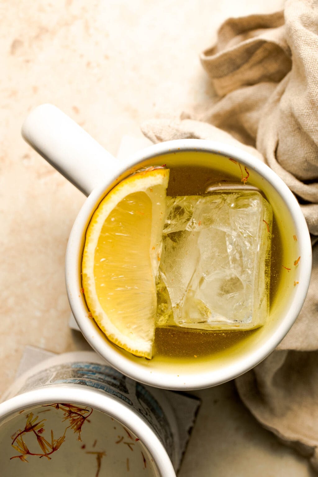 How To Make Saffron Water: Recipe, Benefits & Use - My Vegan Minimalist